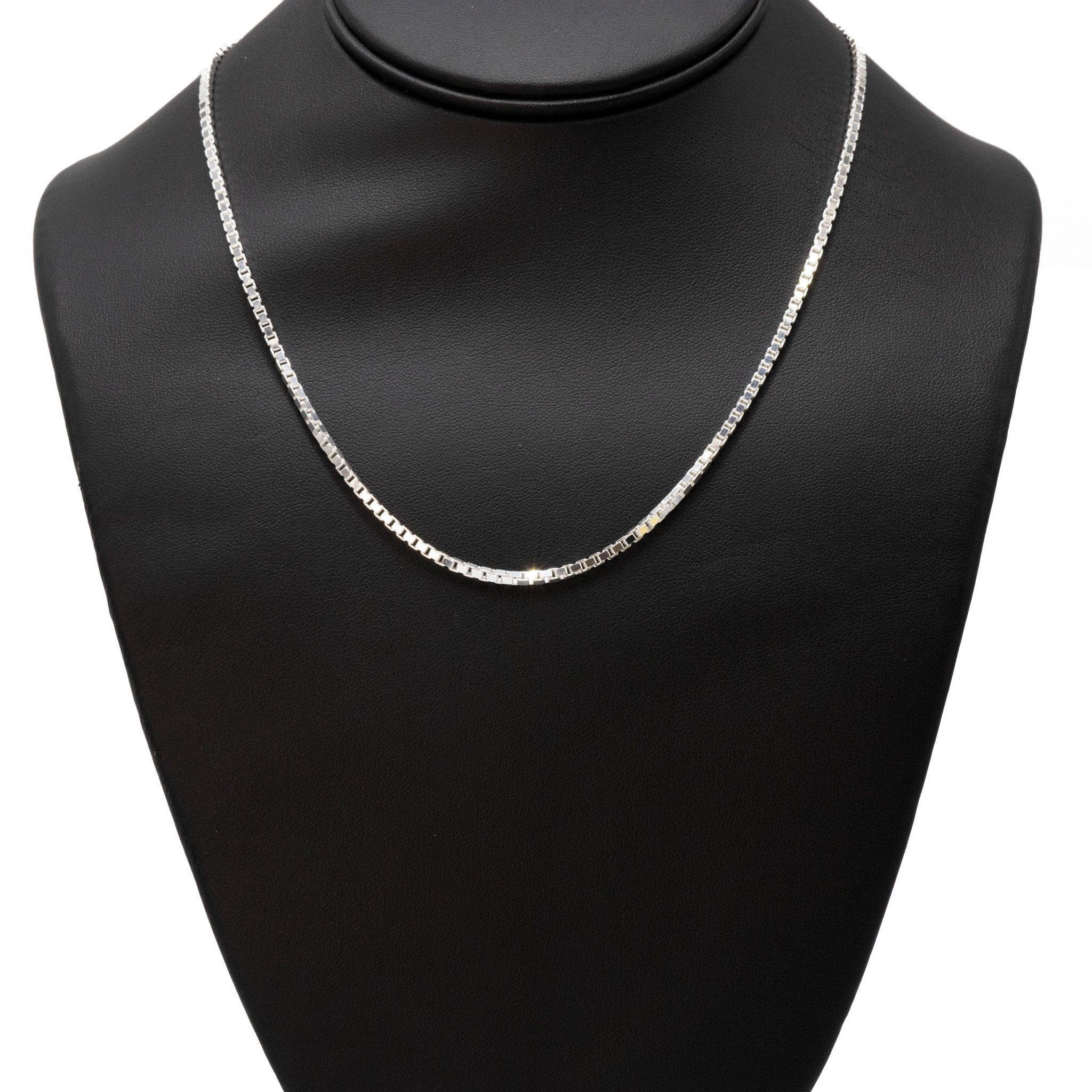 Box 2.25mm 18" - Silver Chain - Golden Hand Jewellery