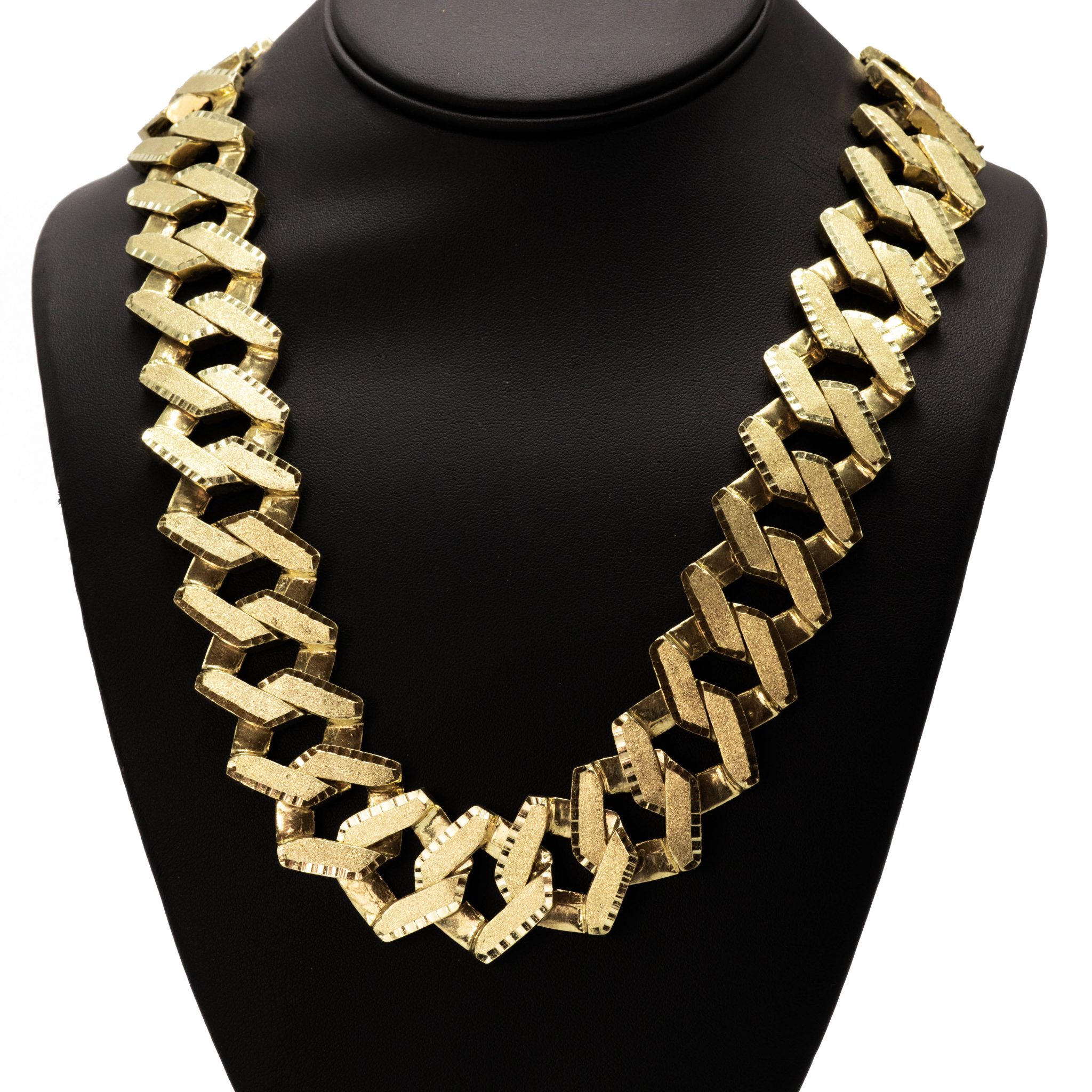Big Ultra Diamond Cut Cuban 27.5mm 26" - Solid Chain - Golden Hand ...